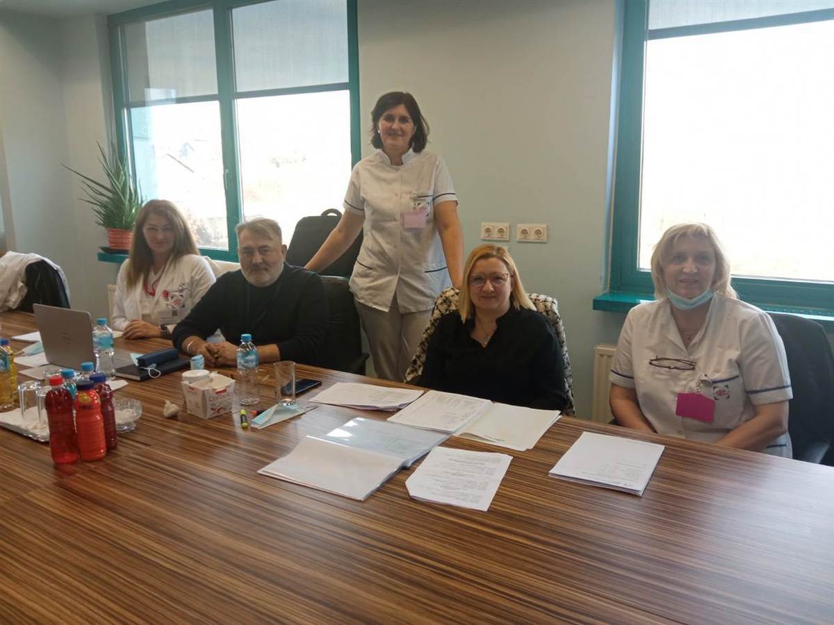 Vanjska ocjena u šest klinika UKC Tuzla